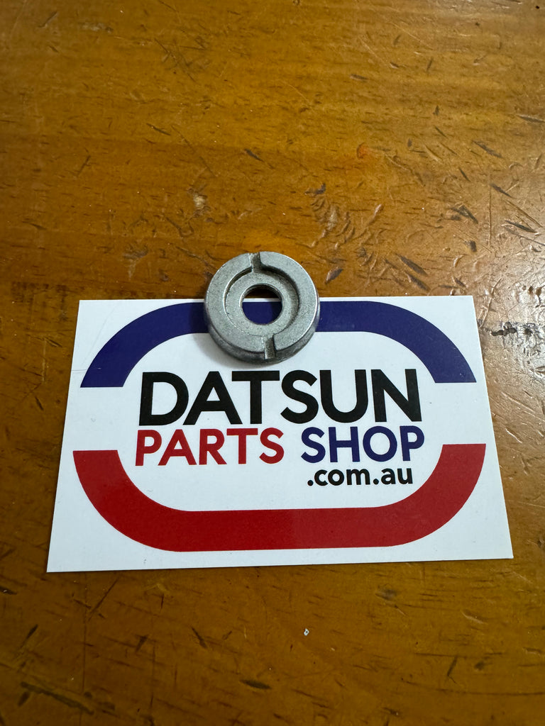 Datsun 620 Dash Switch Nut Used Genuine – Datsun Parts Shop